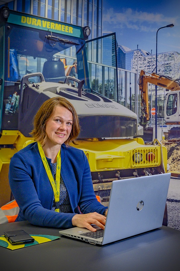 'Treed lastige situaties met verwondering tegemoet'